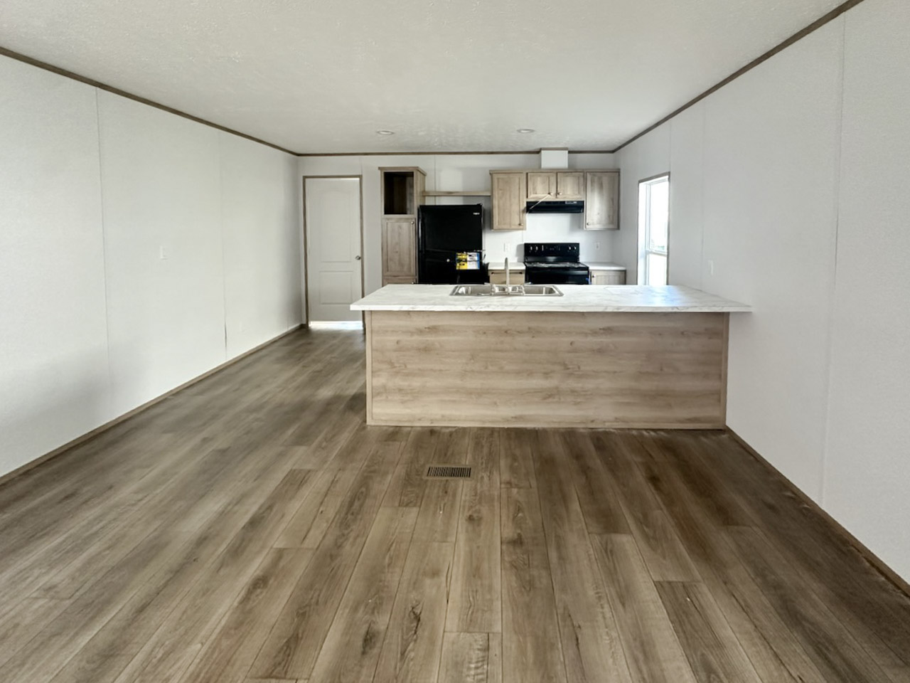 170PX16763A Cavco Phoenix (Single) from Yurezz Home Center of Vidalia ...