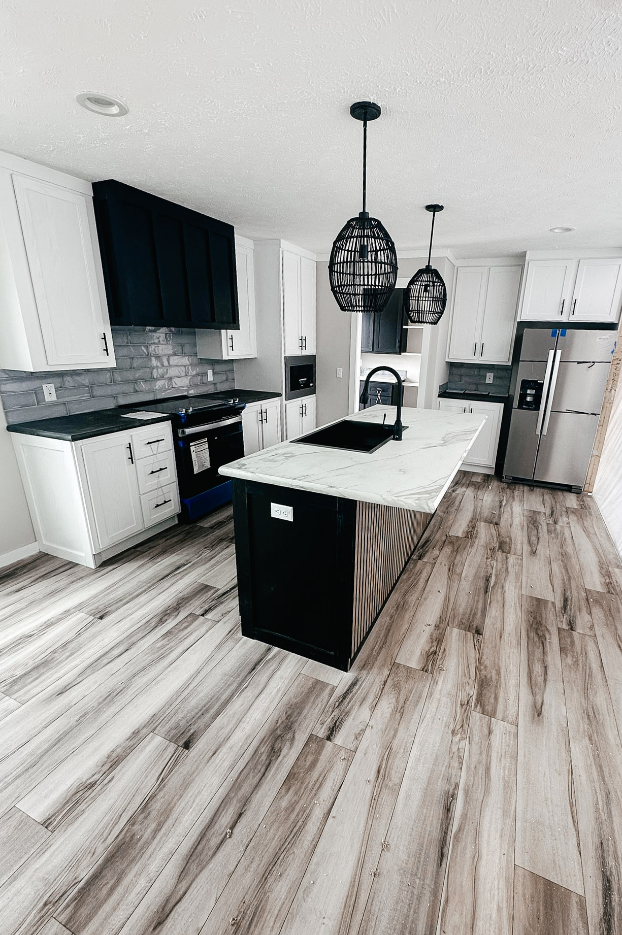 170PX32764A Cavco Phoenix from Yurezz Home Center of Russellville ...