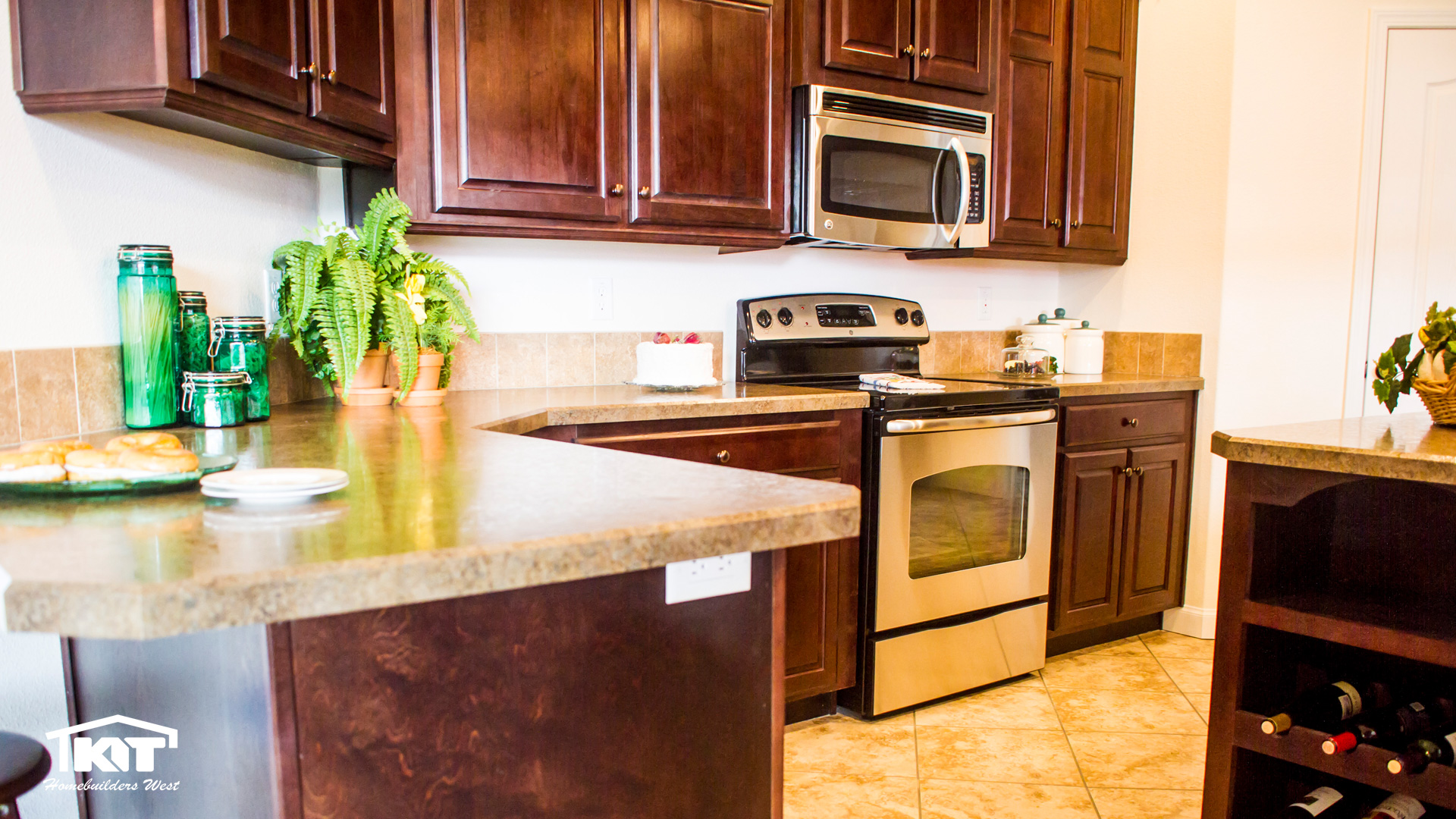 Grand Manor 6001 from Diamond Forge Homes