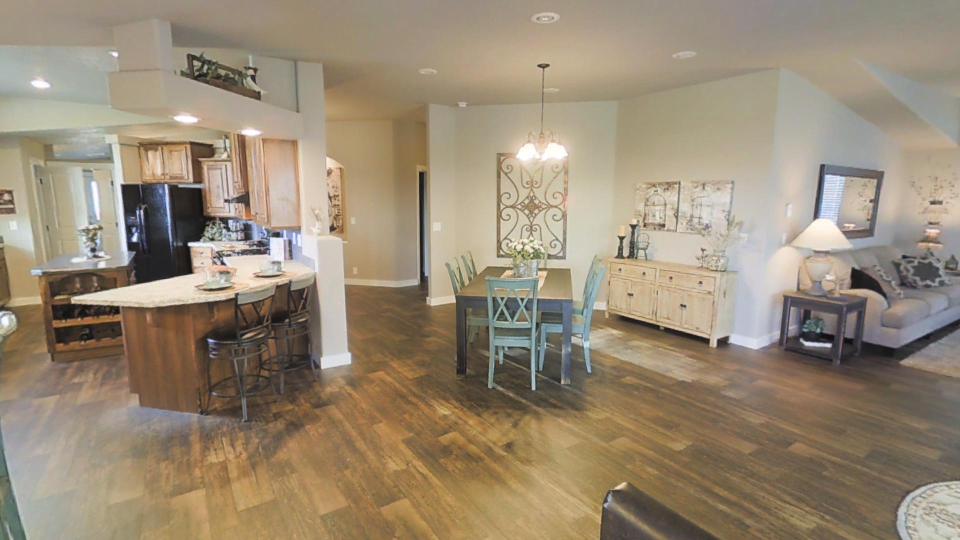 Grand Manor 6004 from River Bend Homes Helena