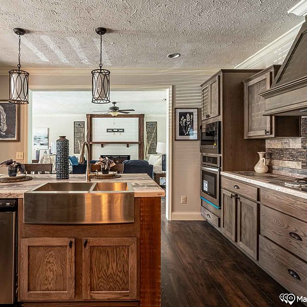 Deer Valley Series / The Anais DVT-7604 built by Deer Valley Homebuilders