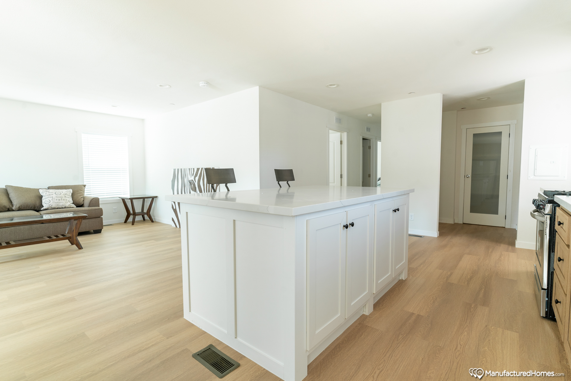 Tempo Stayin' Alive 55TMP28563CH from Clayton Homes of Lacey