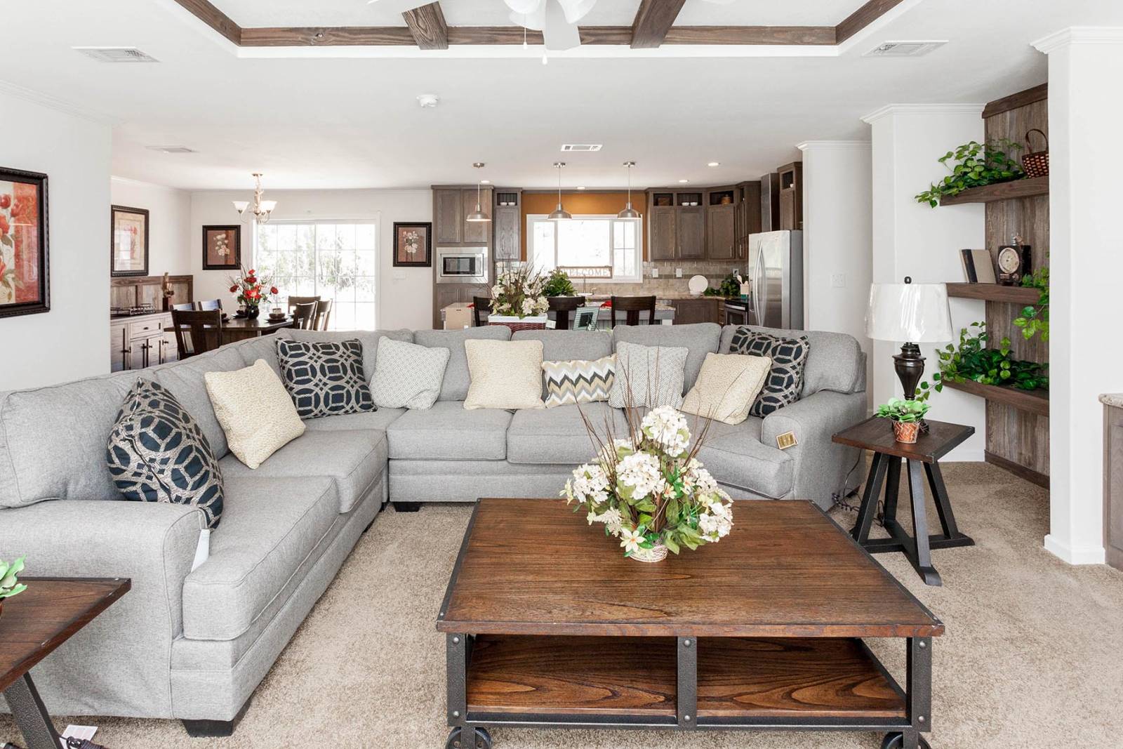 Pine Manor 0764D from Factory Select Homes