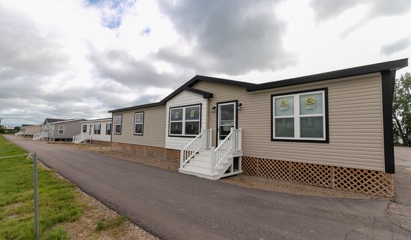 Showcase MW The Blue Ridge by Friendship Homes - ModularHomes.com