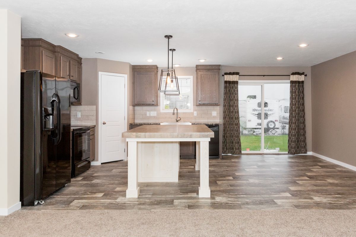 Residence The Cherry Ln 5628-MS023 from